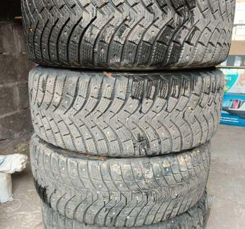 Michelin 4x4 Alpin 205/55 R16