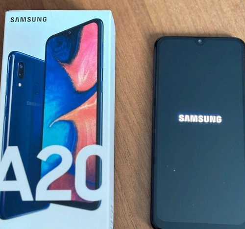 Samsung Galaxy A20, 3/32 ГБ