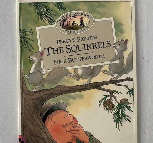 Детская книга на английском "The squirrels"