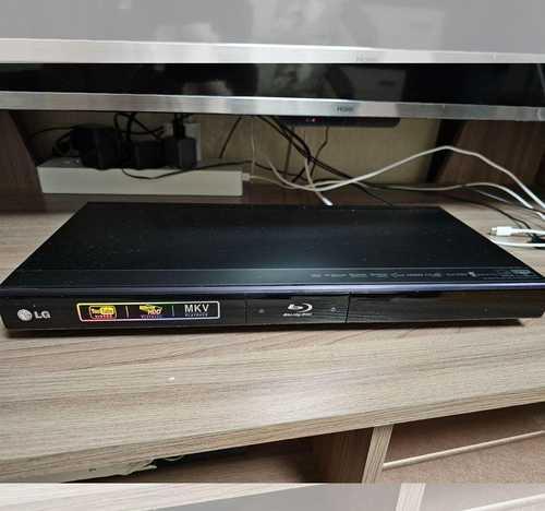 Blu ray плеер lg bd 560