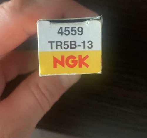 Свечи зажигания NGK