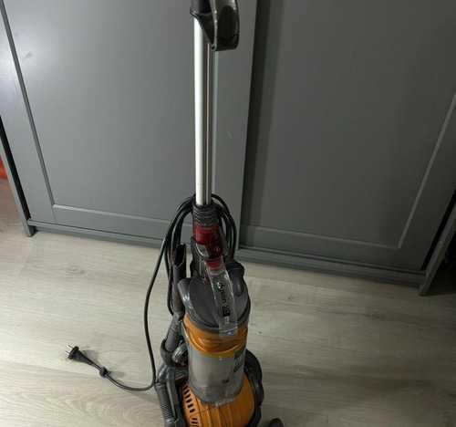 Dyson DC24 Ball