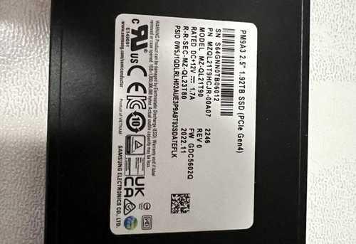 SSD Samsung PM9A3 mzql21T9hcjr-00A07 1.9тб