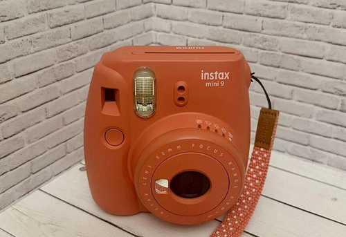 Фотоаппарат instax mini 9 red сломан
