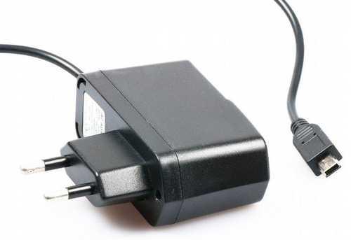 Зарядка-адаптер для смартфона, micro USB