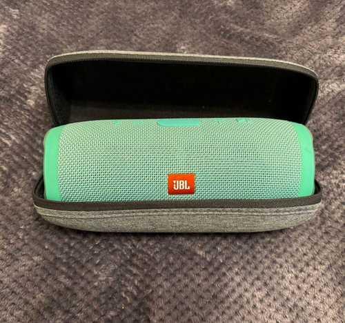 Портативная колонка JBL charge 3