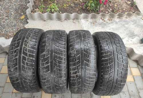 Kumho I'Zen KW22 235/60 R16 104T