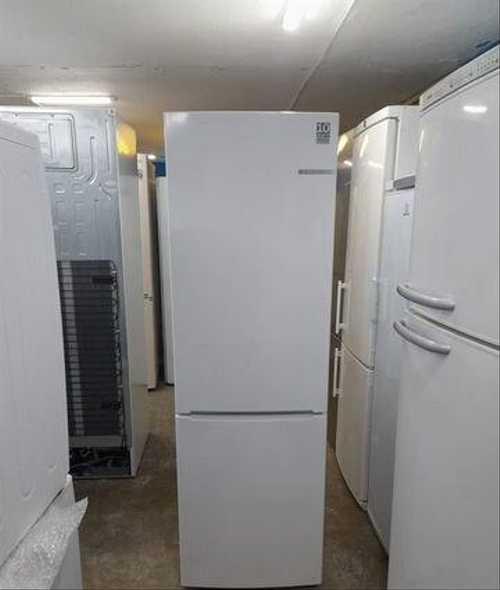 Холодильник Bosch KGV36XW2AR на гарантии. Привезу