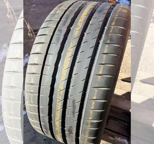 Michelin Pilot Sport 4 S 295/35 R20