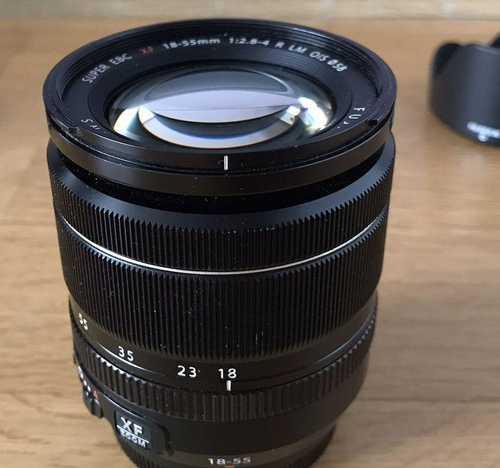 Fujifilm XF 18-55mm f2.8-4 OiS