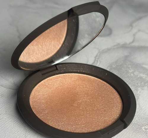 Becca хайлайтер rose gold