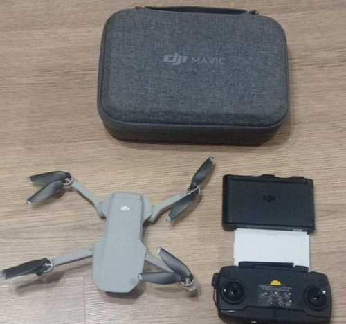 Квадрокоптер DJI mavic mini