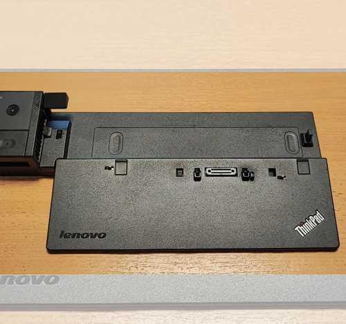 Док станция Lenovo ThinkPad Ultra Dock 40A2