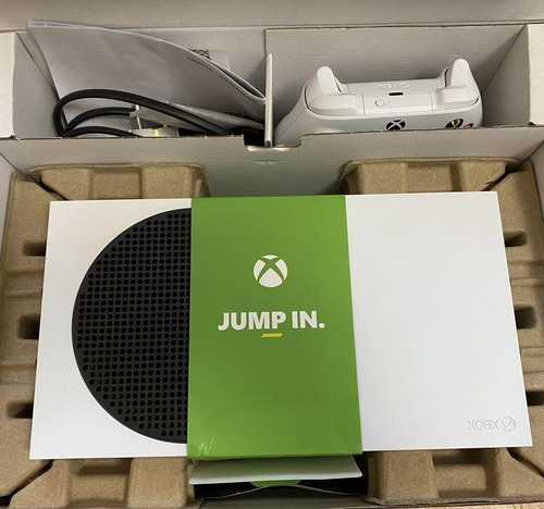 Xbox serias S 512gb (Японская)