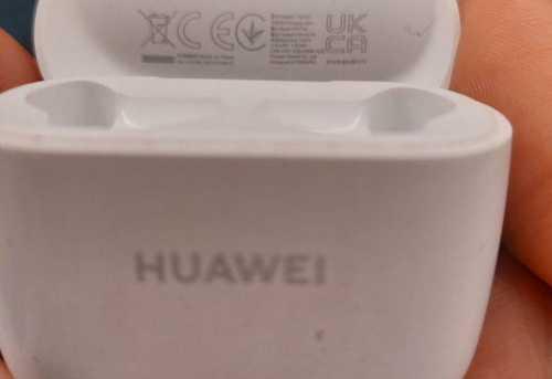 Кейс зарядный для наушников Huawei