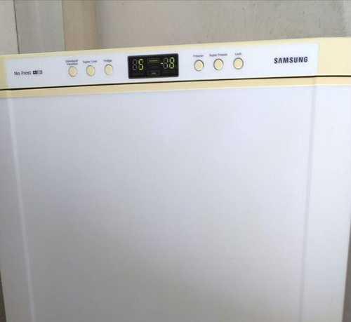 Холодильник Samsung rl33ebsw