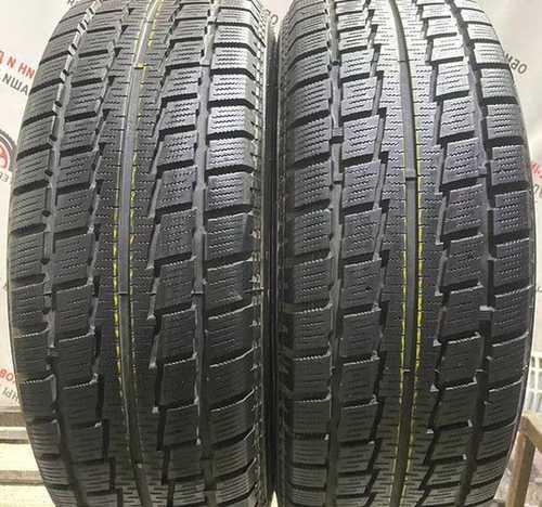 Hankook Nordik IS RW08 215/65 R15C V