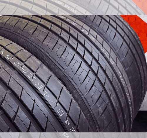 Kapsen RS26 Practical Max HP 235/55 R20 152Y