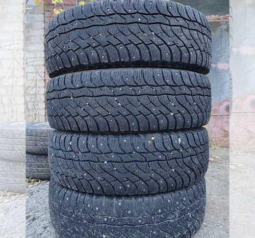 Viatti Bosco Nordico V-523 215/65 R16