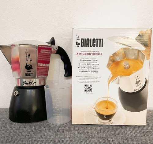 Гейзерная кофеварка bialetti brikka