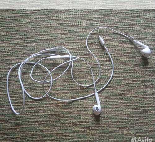 Наушники Гарнитура Apple EarPods Lightning iPhone