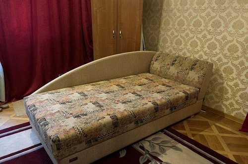 Угловой диван с ящиком для белья