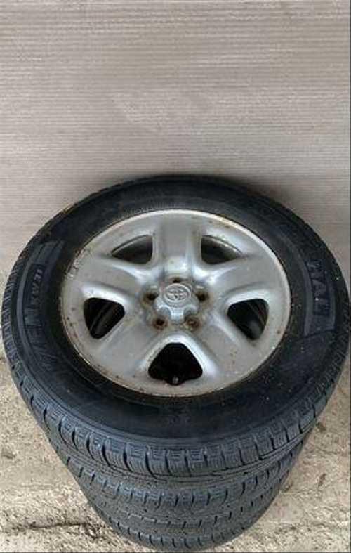 Колеса зимние 225/65 R17 на Toyota RAV4 бу