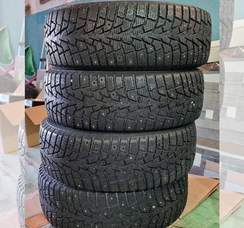 Maxxis ArcticTrekker NS3 225/60 R17