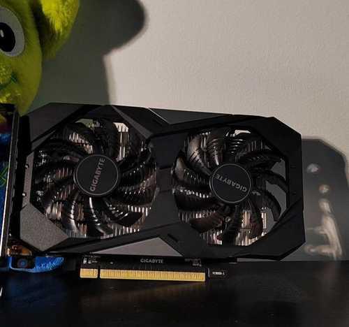 Видеокарта GTX 1650 4gb