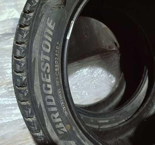 Bridgestone Blizzak Ice 225/55 R19