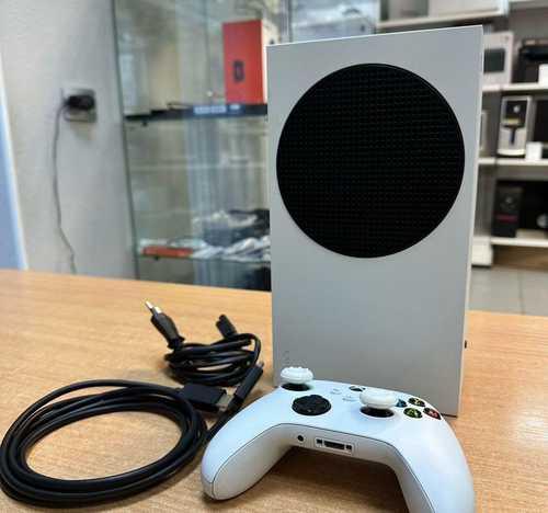 Игровая приставка Xbox Series S 512 гб