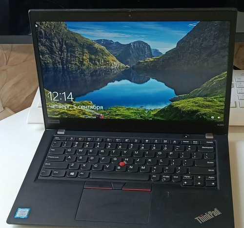 Lenovo Thinkpad X390 UltraBook