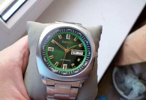 Seiko Recraft snkm97
