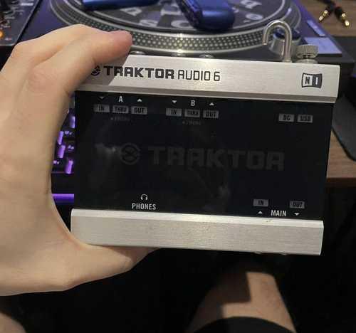Traktor audio 6
