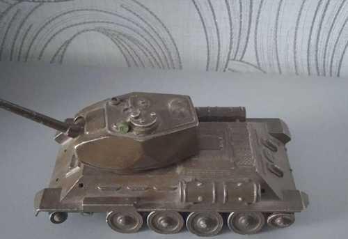 Модель танк Т 34