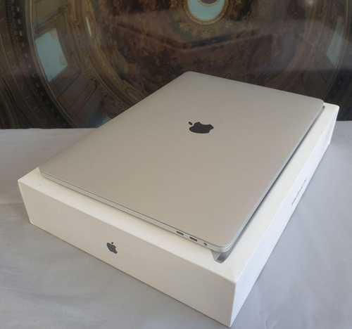 Macbook Pro 16 2019 16 Gb 1 Tb