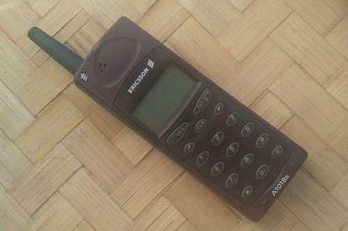 Ericsson малиновый a1018s