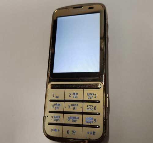 Nokia C3-01 Gold Edition