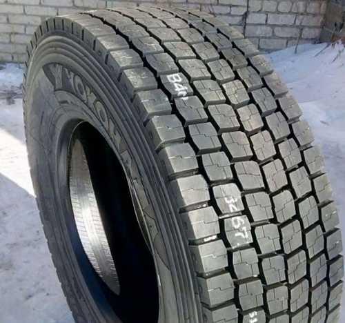 Yokohama 704R 295/80R22.5
