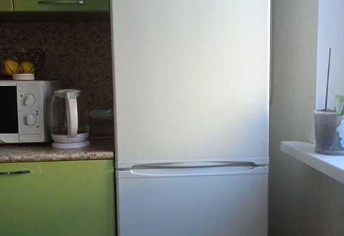 Холодильник " Стинол"