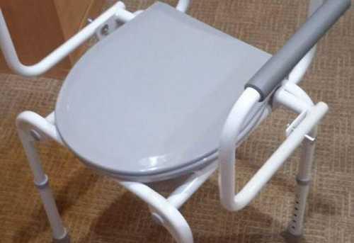 Кресло с санитарным оснащением (стул-туалет)