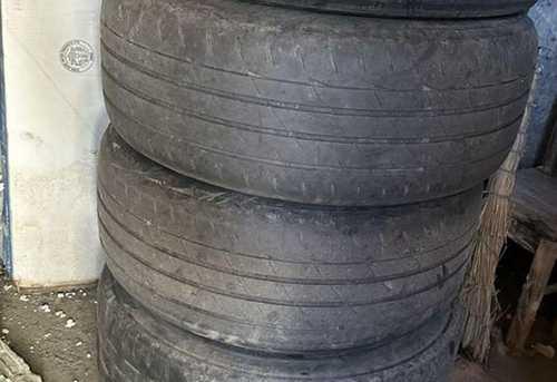Bridgestone Potenza RE050 225/50 R17