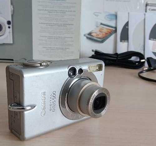 Компактный фотоаппарат Canon Digital ixus 500