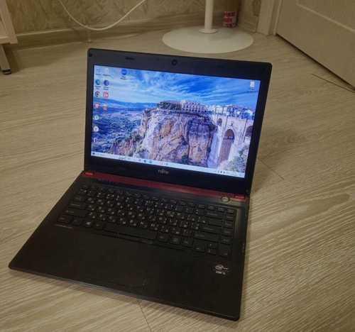 Ноутбук lifebook