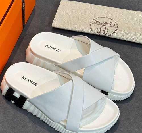 Шлепанцы hermes