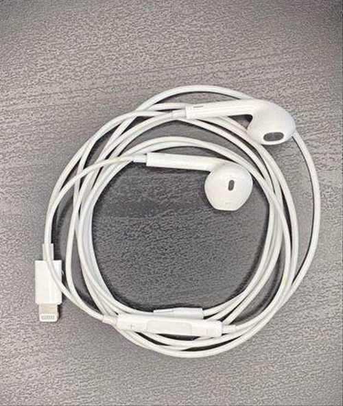 Earpods с разъемом lightning