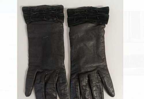 Чёрные кожаные перчатки на трикотажной ос Италия