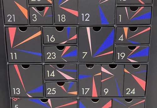 Harvey Nichols Beauty Advent Calendar в наличии