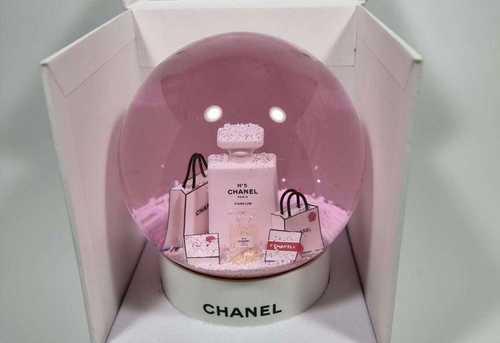 Снежный стеклянный шар Chanel Vip Gift