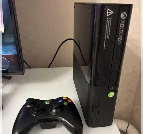 Xbox 360 E 250 Gb прошитая freeboot 50 игр